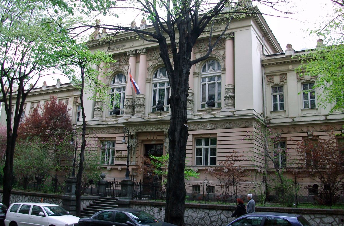 “SIGN OF SOLIDARITY WITH EDUCATORS”: Seniors of the Third Belgrade Gymnasium in 24-hour blockade ...