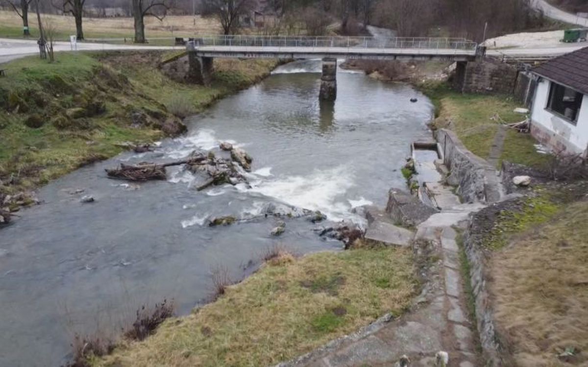 OVDE JE SVETI SAVA UDARIO ŠTAPOM U KAMEN: Lekovita voda i dalje teče iz ...