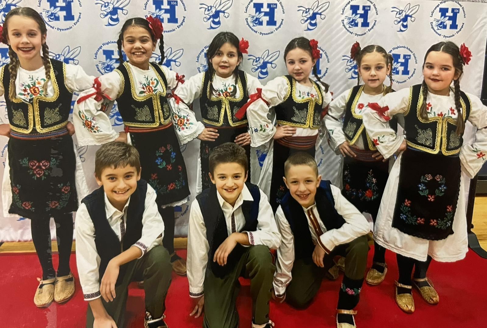 „SAD I AMERIKANCI ZNAJU KO JE SVETI SAVA!“: Srpska deca iz Čikaga ...