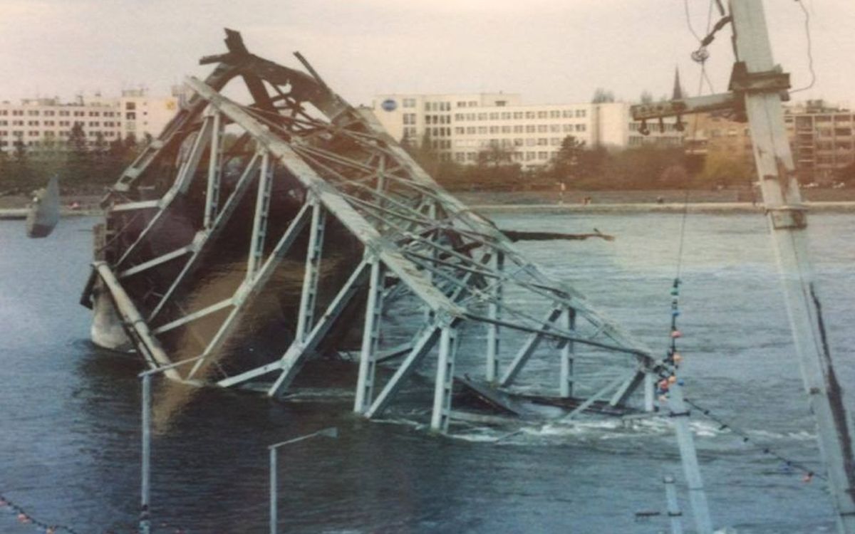 SAMO JE HTEO DA STIGNE NA POSAO: Pre 25 godina poginuo Oleg Nasov kad ...