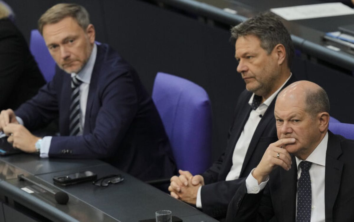 PALA NEMAČKA VLADA: Šolc smenjuje ministre, a ovo je razlog za haos u ...