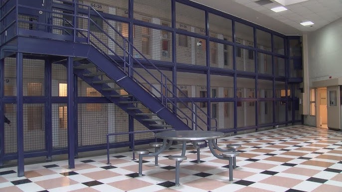 A FORTRESS IN THE HEART OF BROOKLYN: See what the prison where Maduro ...